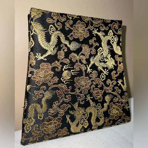 Franchi | Bags | Vintage Clutch Dragon Fabric Franchi Dragon Clutch ...